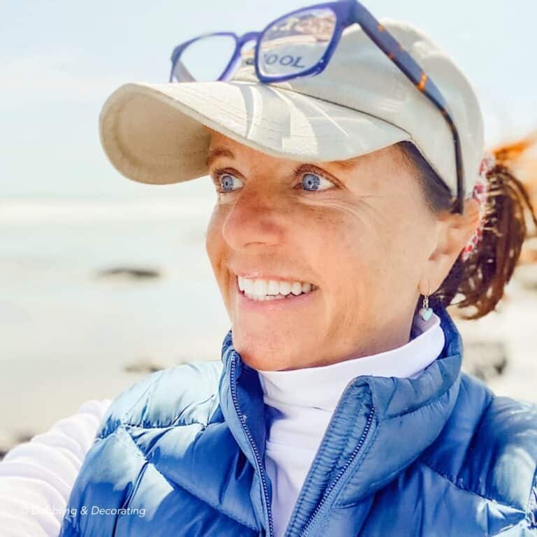 25+ Creative Vintage Garden Decor Ideas (you can thrift and DIY) - Lora ...