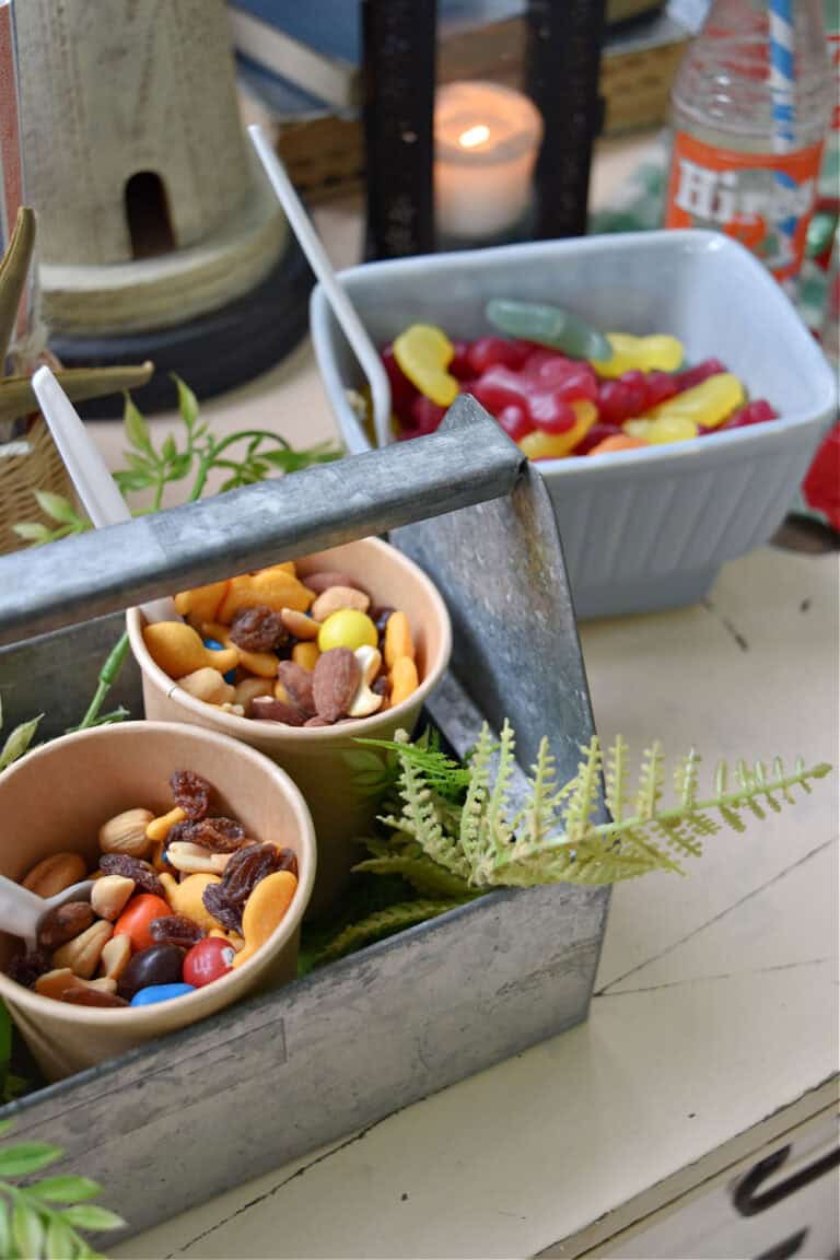 21 Creative Old Tool Caddy Decor Ideas - Lora Bloomquist~Create & Ponder