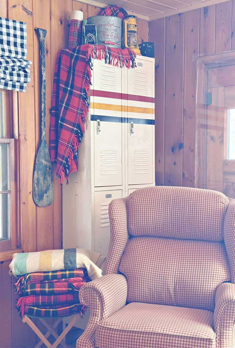Vintage Cabin Decor Ideas for Cozy Style - Lora Bloomquist~Create & Ponder