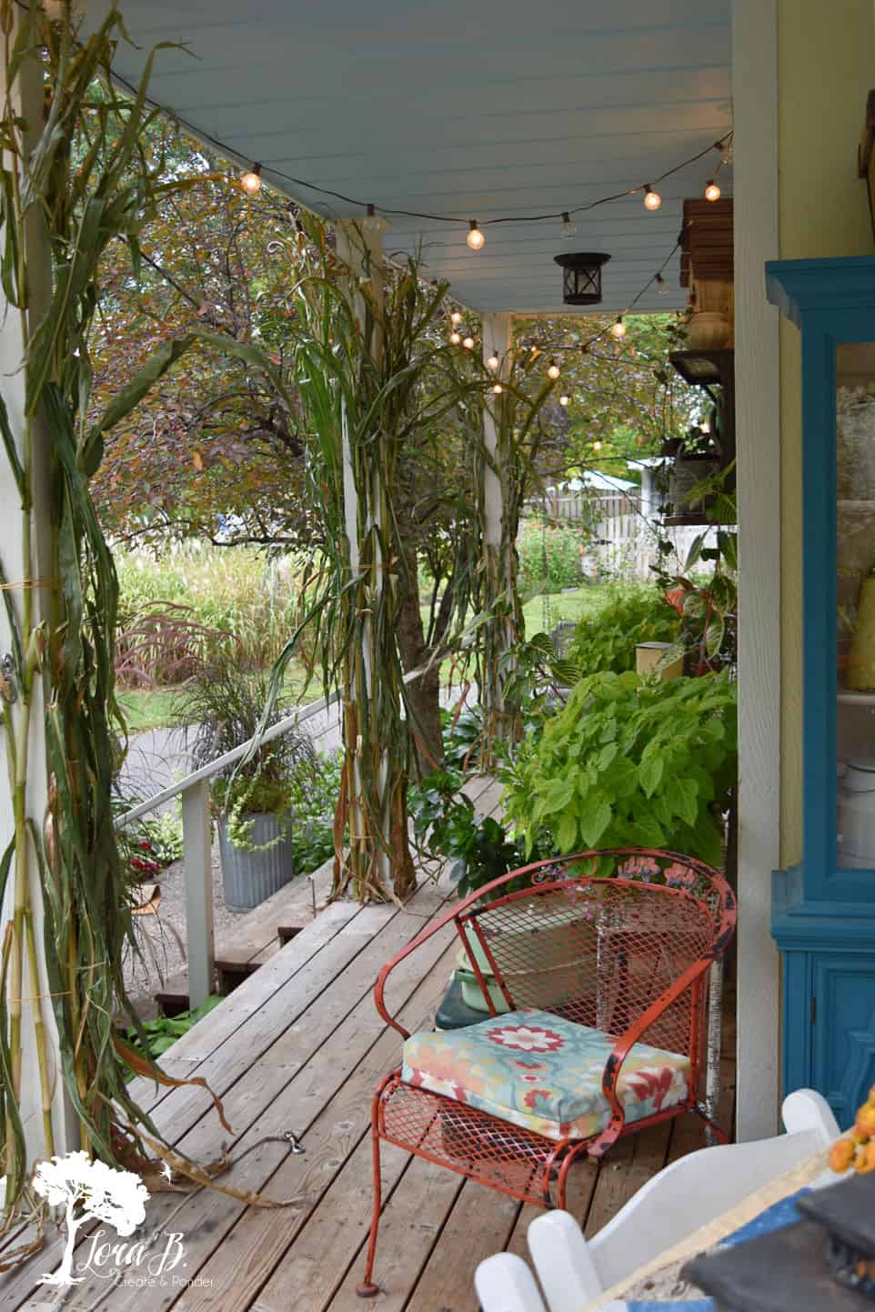 Our Vintage Farmhouse Fall Porch Tour - Lora Bloomquist~Create & Ponder