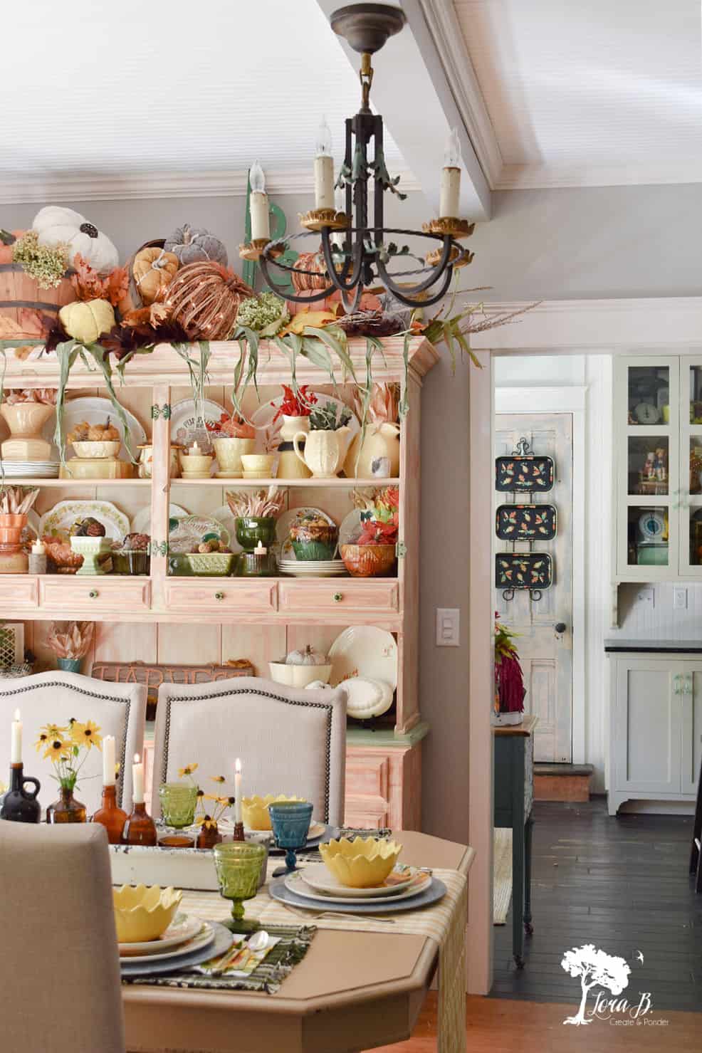 Cozy Fall Home Tour with Vintage Farmhouse Style - Lora Bloomquist ...