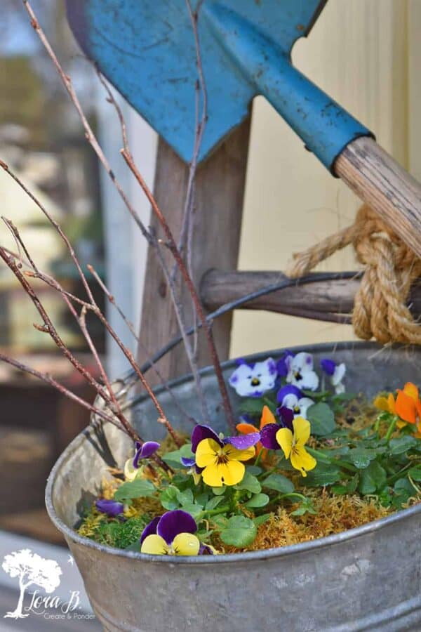 25 Best DIY Spring Decor Projects - Lora Bloomquist~Create & Ponder