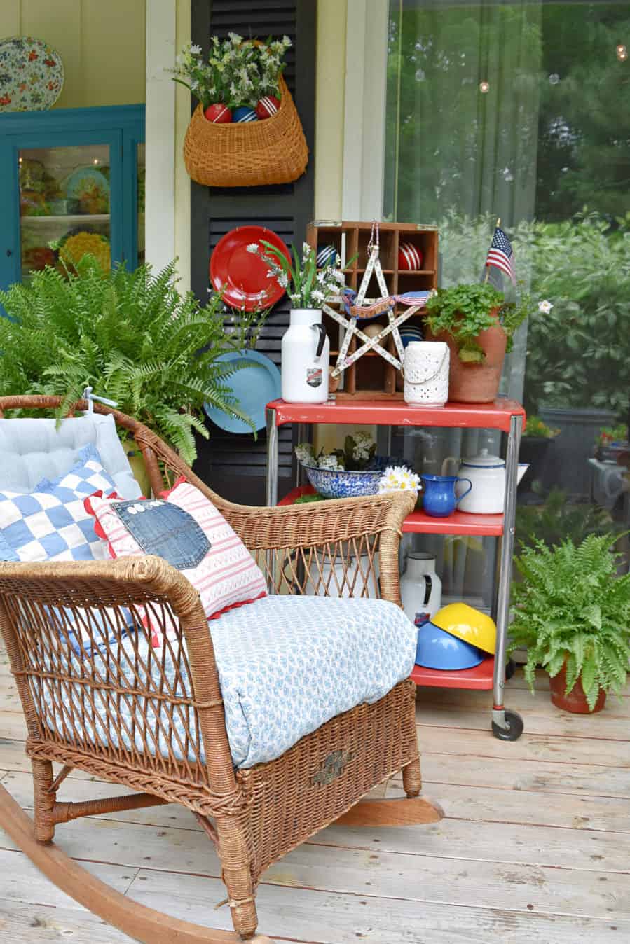 A Patriotic Porch, Full of Vintage Finds - Lora Bloomquist~Create & Ponder