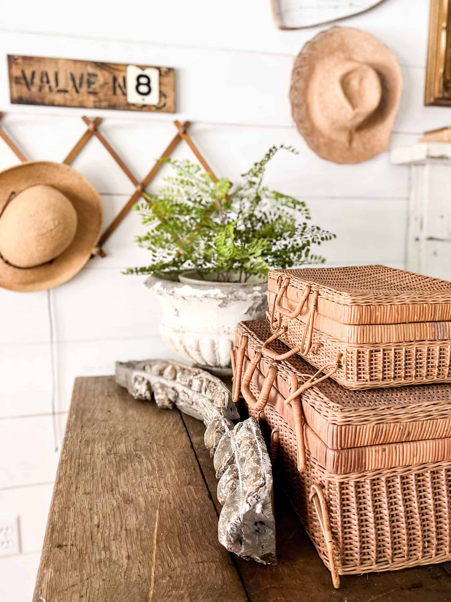 Collecting Vintage Stoneware and Spring Decorating Ideas - Lora ...