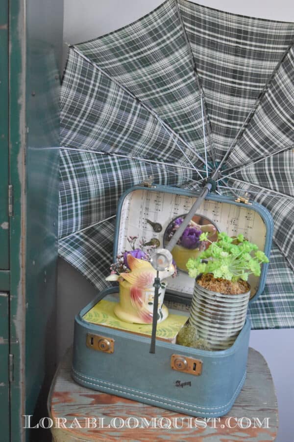 A Spring Home Tour with Vintage Garden Style - Lora Bloomquist~Create ...