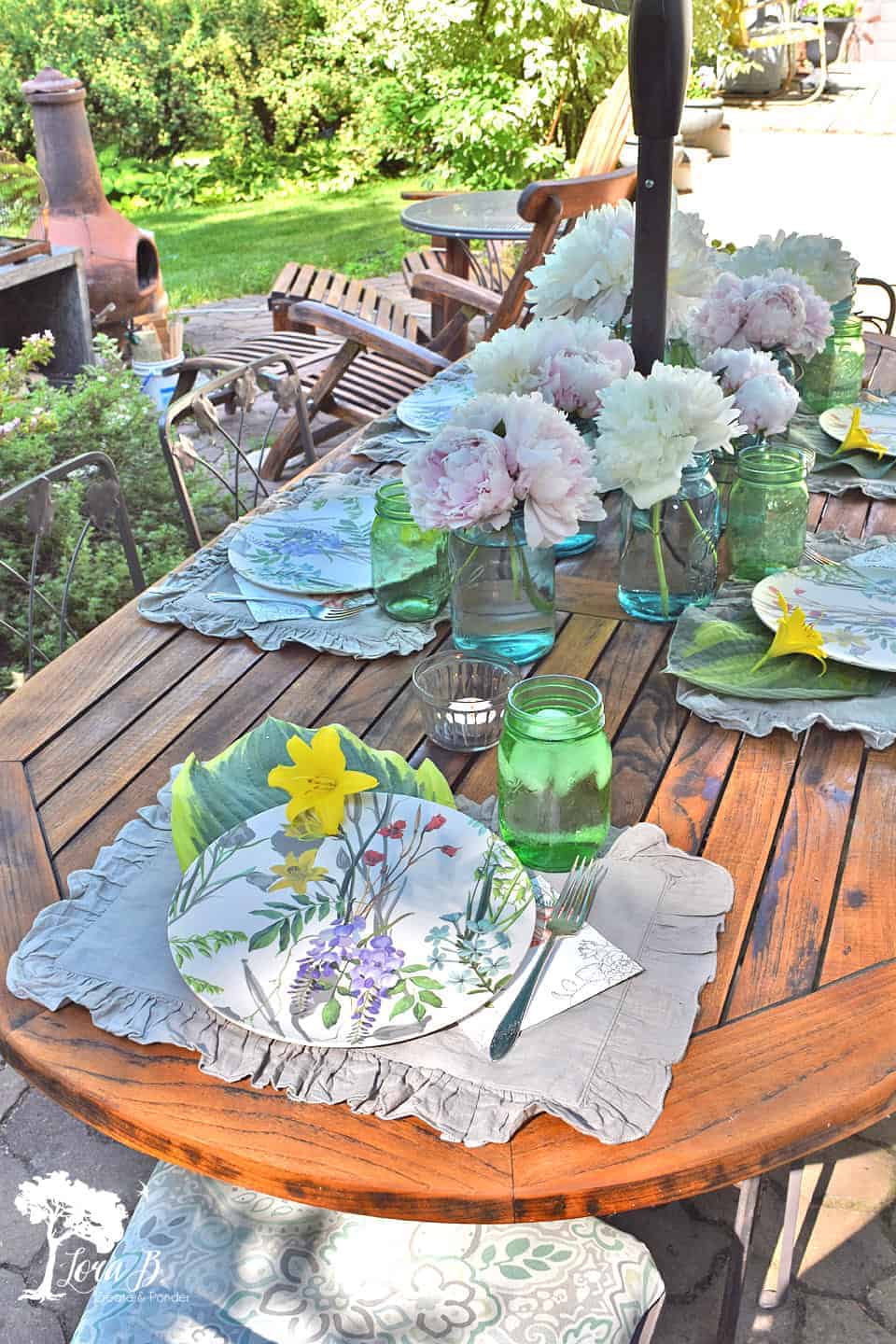 Casual Outdoor Summer Table Setting Ideas - Lora Bloomquist~Create & Ponder