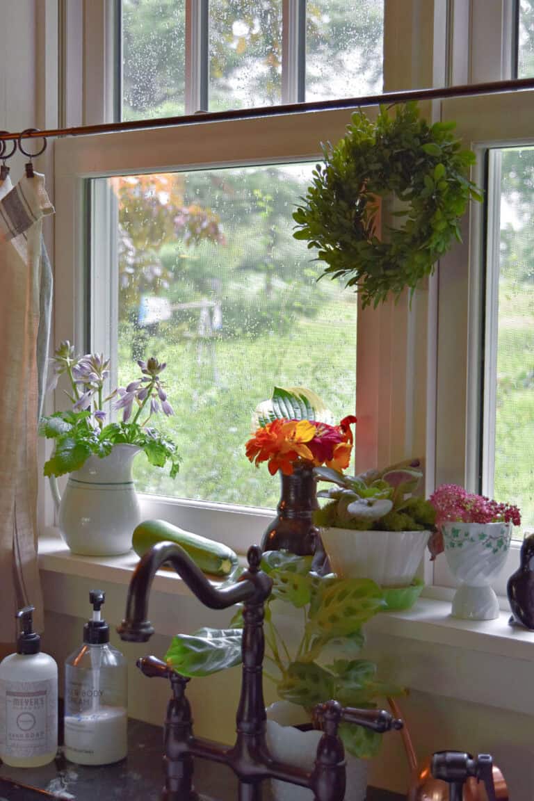 Colorful Summer Kitchen with Vintage Finds - Lora Bloomquist~Create ...