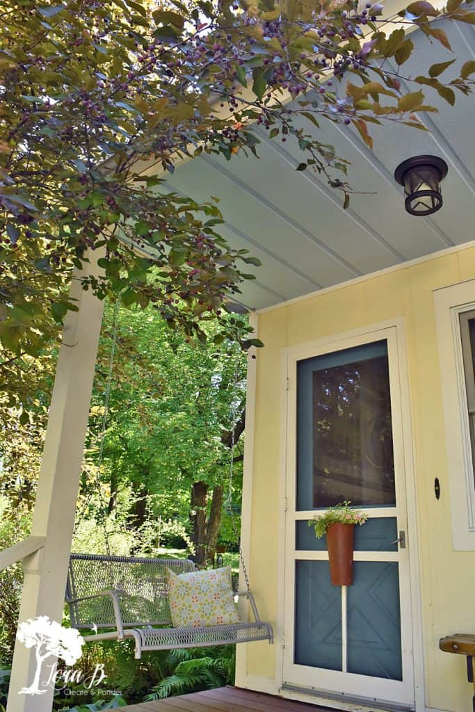 Summer Porch Tour - Lora Bloomquist~Create & Ponder