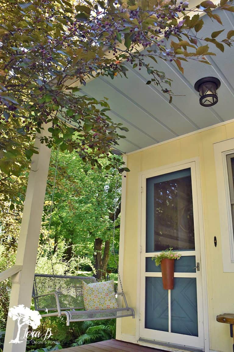 Summer Porch Tour - Lora Bloomquist~Create & Ponder