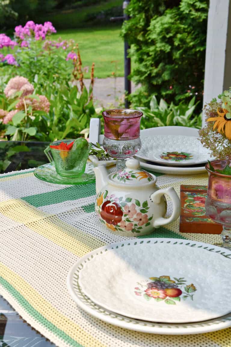 Pretty Fruit and Flowers Late Summer Table Setting - Lora Bloomquist ...