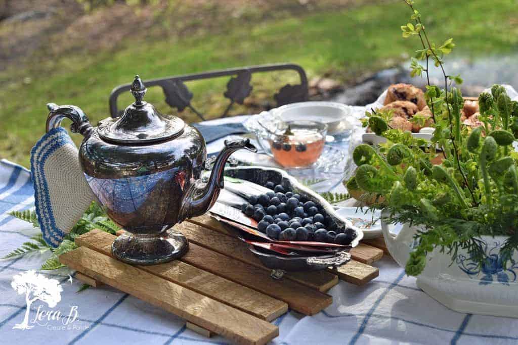 Blue and White Tea Party for Mom - Lora Bloomquist~Create & Ponder