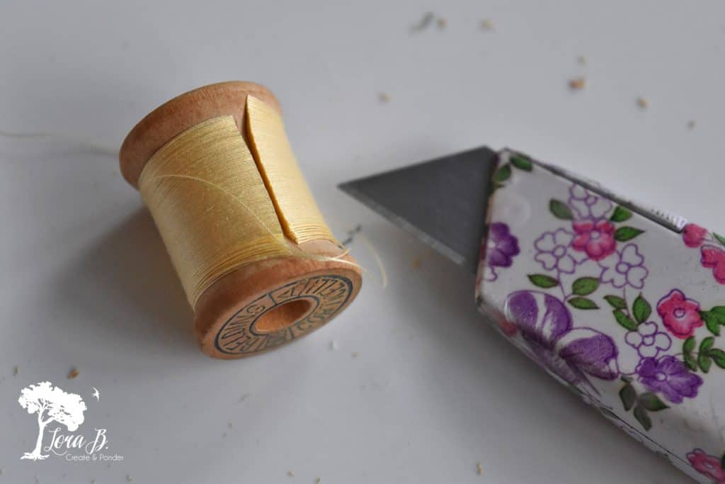 Vintage Thread Spool Mini Wreath How-To - Lora Bloomquist~Create & Ponder