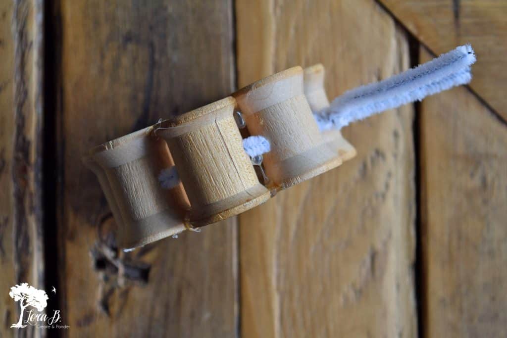 Vintage Thread Spool Mini Wreath How-To - Lora Bloomquist~Create & Ponder