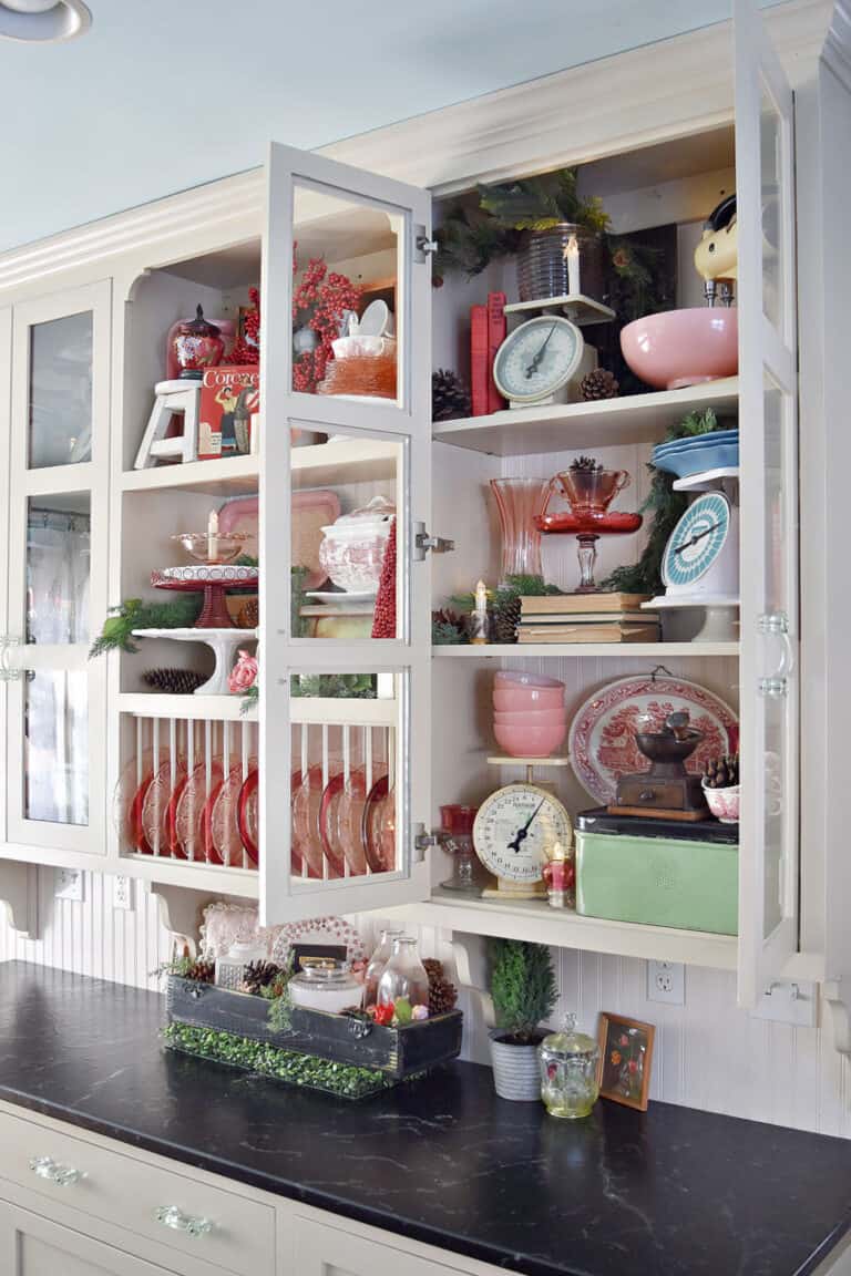 6 Pretty Valentine's Day Decor Ideas for the Kitchen - Lora Bloomquist ...