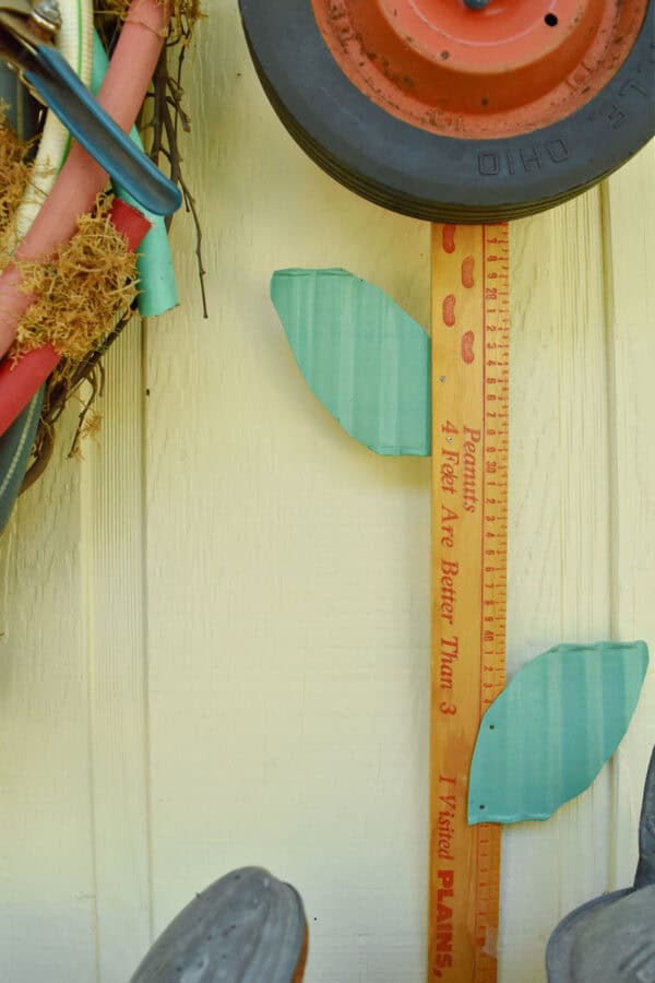 Easy Upcycled Yardstick Wheel Flowers - Lora Bloomquist~Create & Ponder