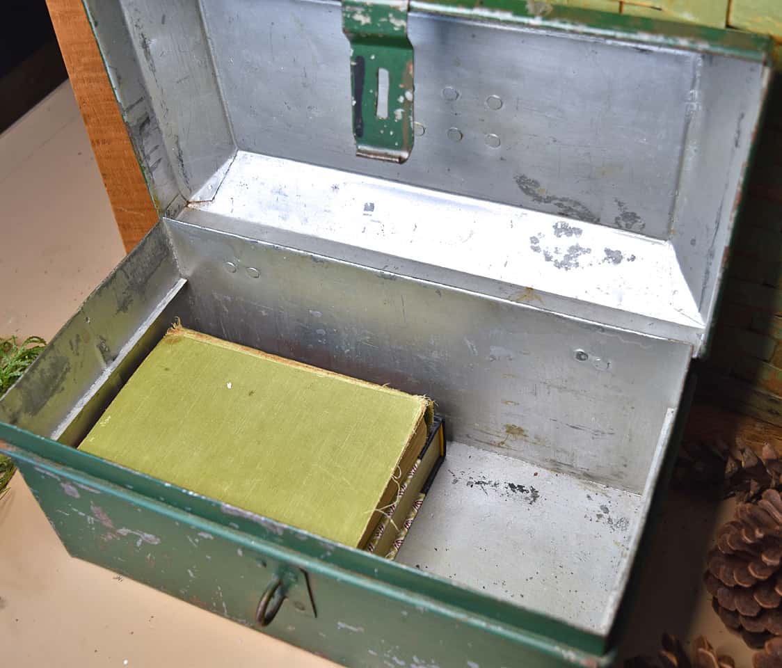 Easy DIY Vintage Tool Box Christmas Decor - Lora Bloomquist~Create & Ponder